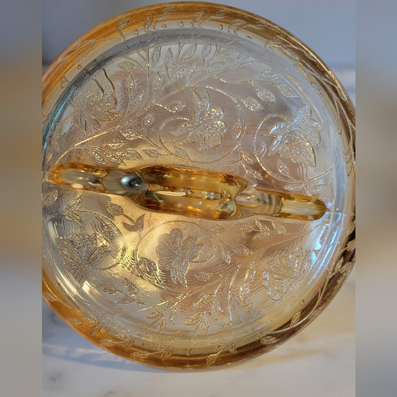Jeannette Glass company | Accents | Vintage Floragold Jeanette Glass ...